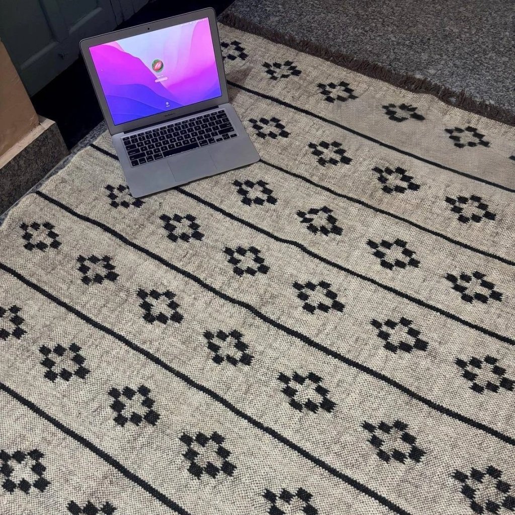 Light Grey Wool Jute Rug